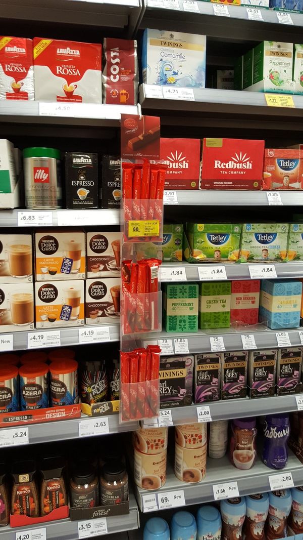 25 Creative Examples of Cross Merchandising in Retail - Dor