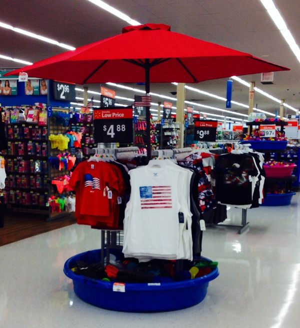 25 Creative Examples of Cross Merchandising in Retail - Dor
